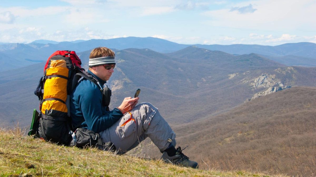 Backpack Vs Suitcase | Which is Better for Travelling?