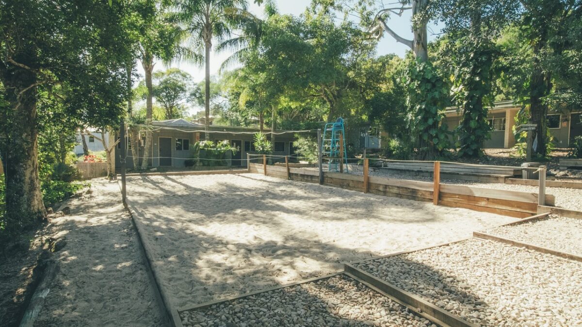 Noosa Backpackers Hostel | Nomads Noosa Youth Resort